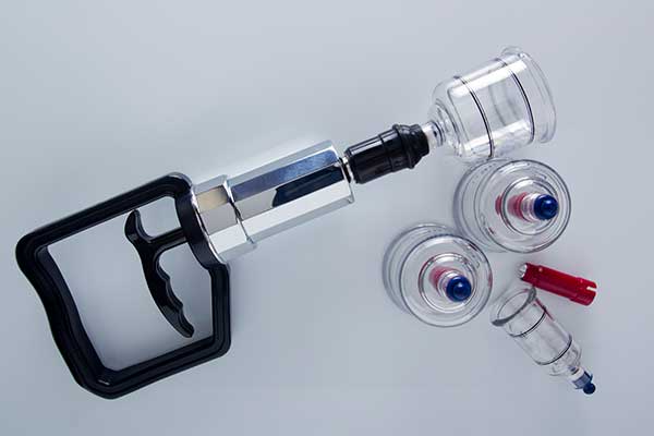 Why Cupping For IT Band (Iliotibial Band) Is Really Worth Trying - Easy ...